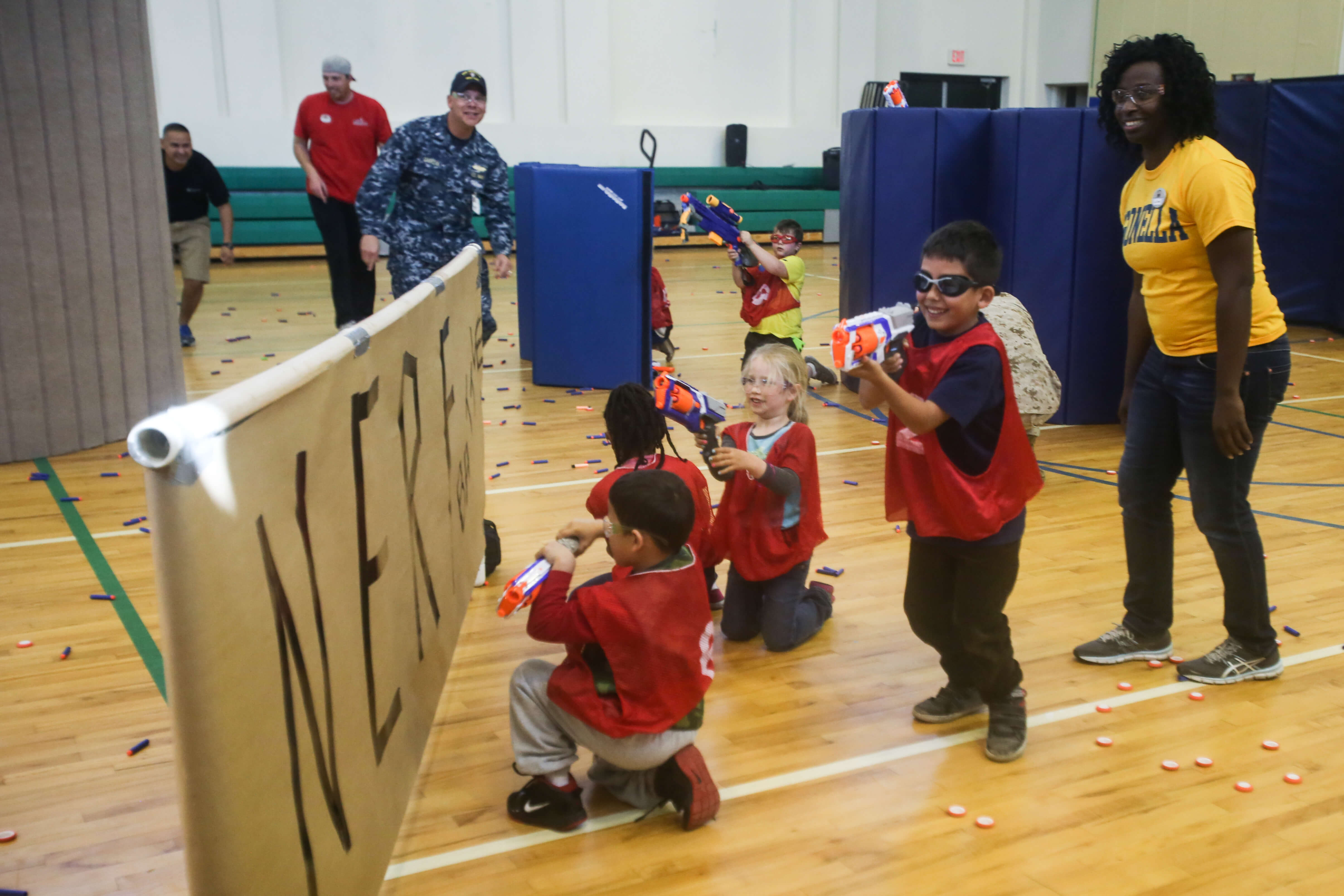 Play Nerf Wars With Nerf Guns - Habyts